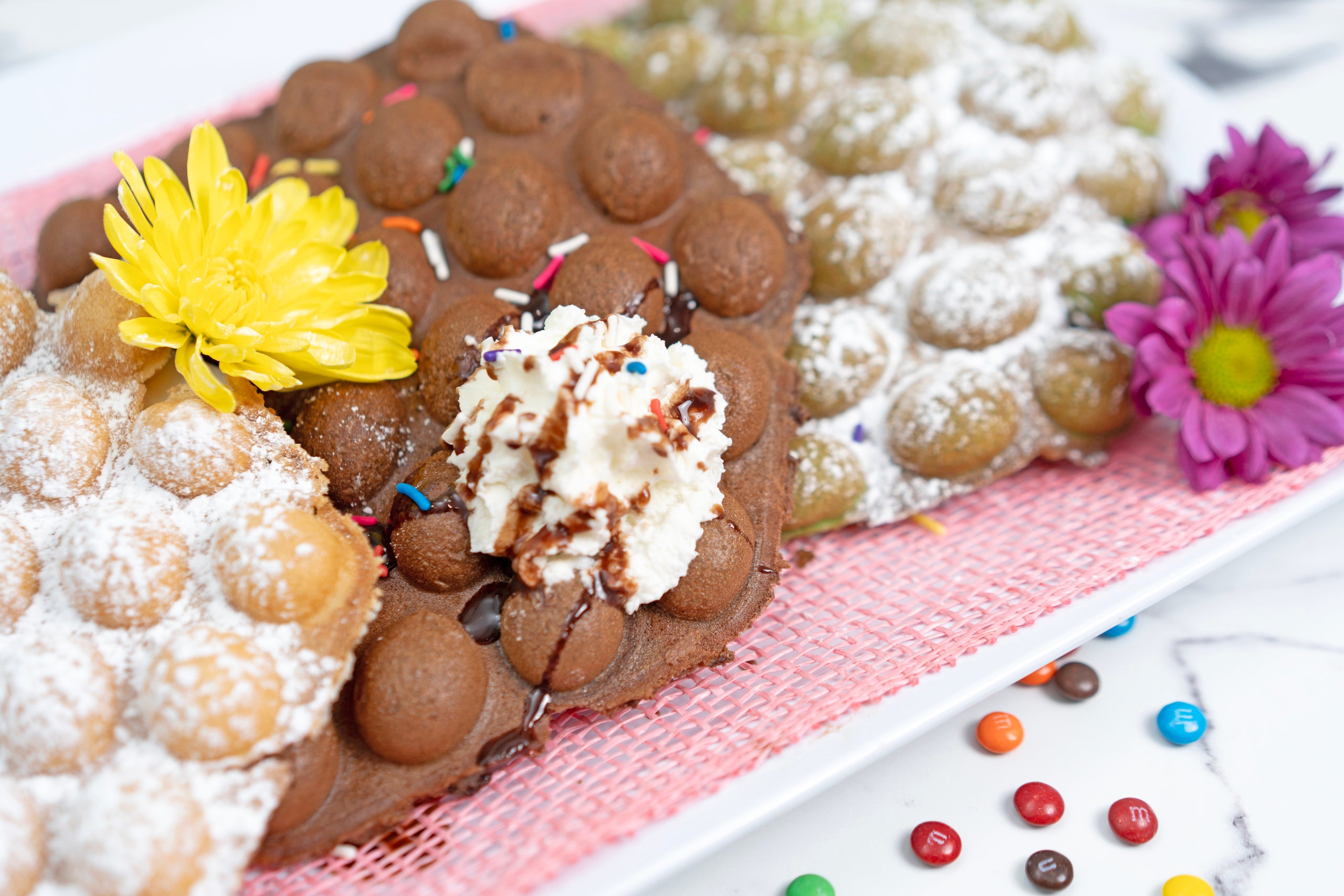 Chocolate Bubble Waffle | Boba Tonka Bubble Tea